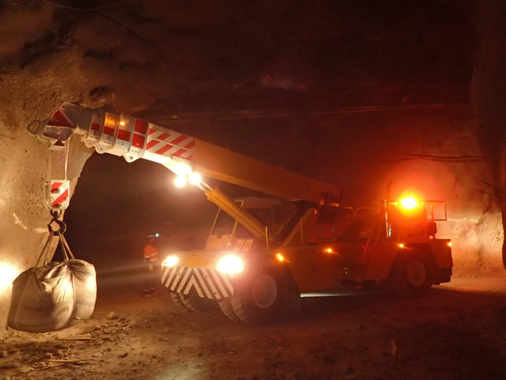 Franna Pick & Carry Cranes - Sound Heavy Machinery