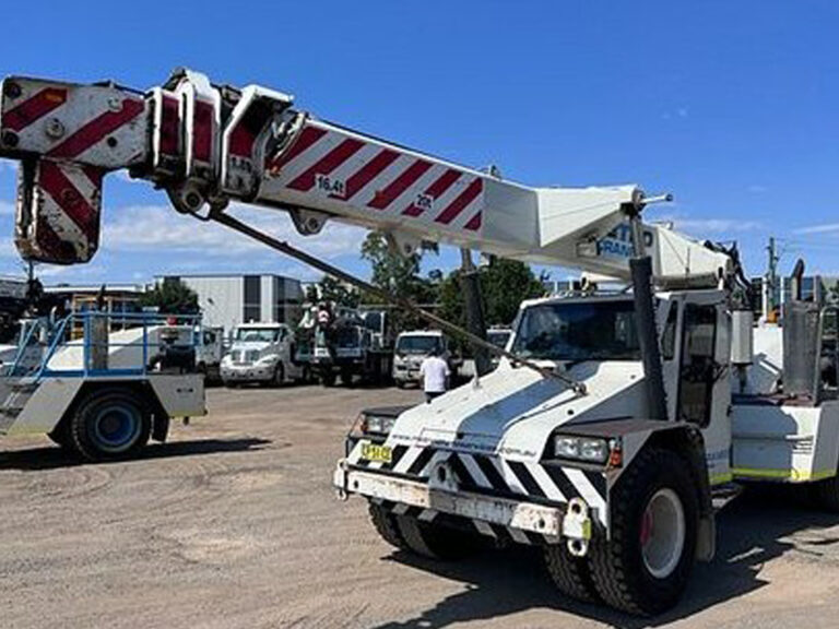 Franna Pick & Carry Cranes - Sound Heavy Machinery